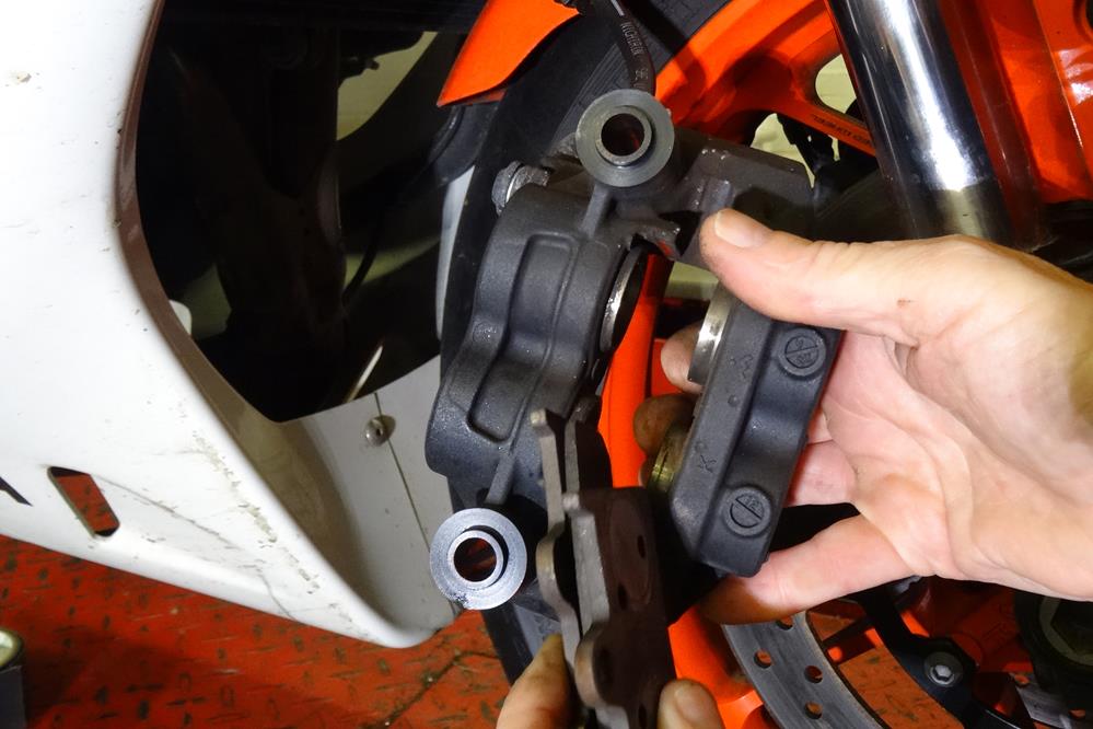 How to change your motorbike's brake pads at home