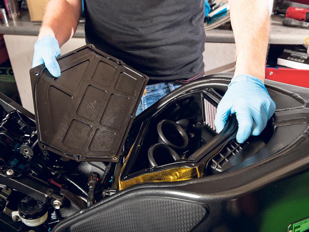 How to do a basic oil and filters service on your motorbike