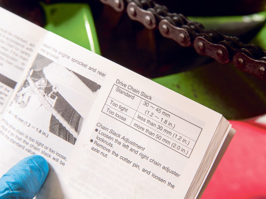 How to look after a motorbike chain and extend its life