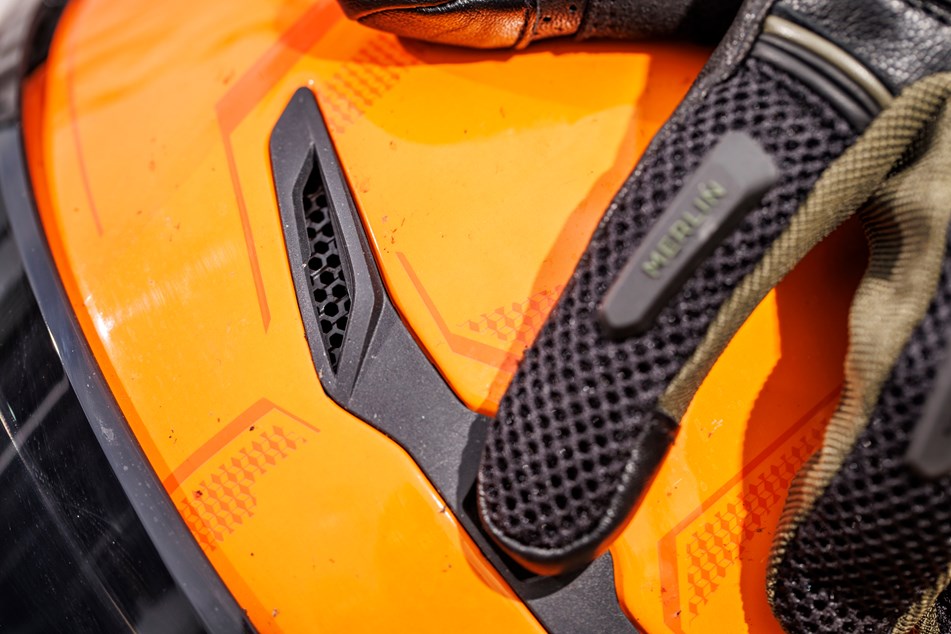 Ruoc Eox helmet review | Does it stack up to the hype?