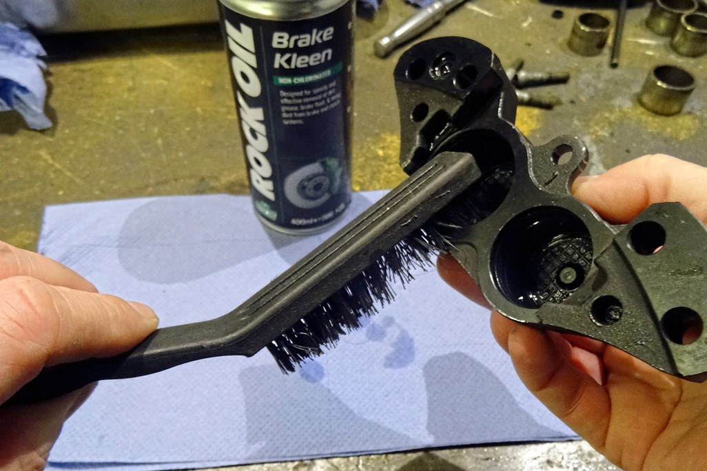 How to overhaul your brake calipers with MCN's expert