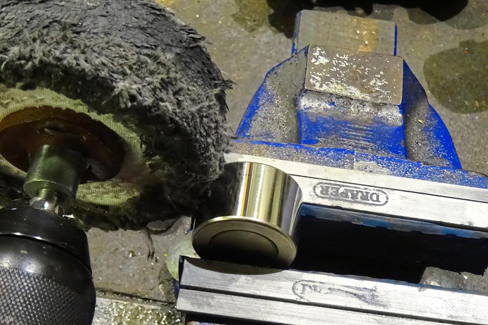 How to overhaul your brake calipers with MCN's expert