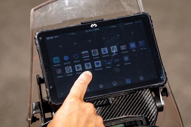 Thork Racing’s DMD-T865 offers supreme navigation and more