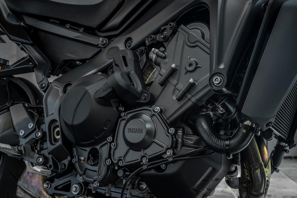 2024-on Yamaha MT-09 Y-AMT Review | A new clutch'less system