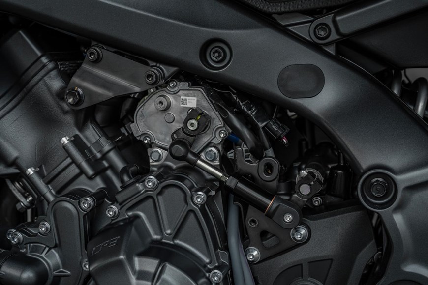 2024-on Yamaha MT-09 Y-AMT Review | A new clutch'less system