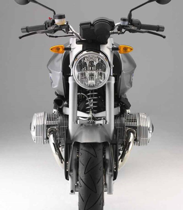 BMW R1200R (2006-2014) Review | Owner & Expert Ratings