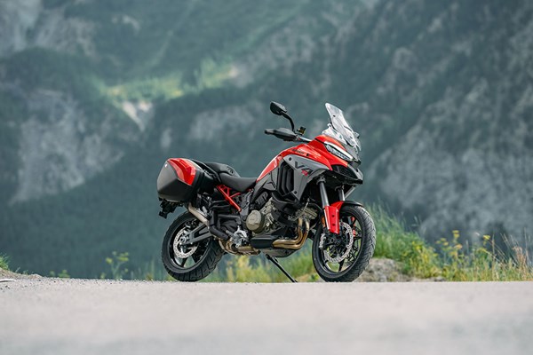 2025 Ducati Multistrada V4S and Pikes Peak revealed