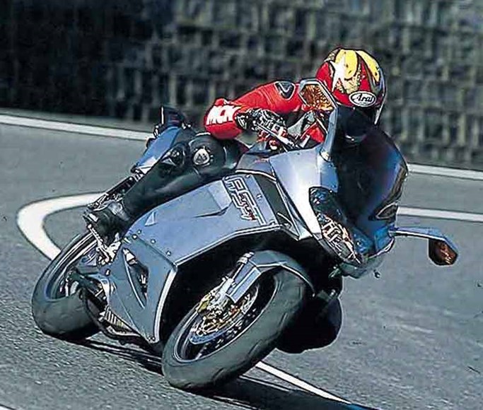 APRILIA RST1000 FUTURA (2001-2003) Motorcycle Review