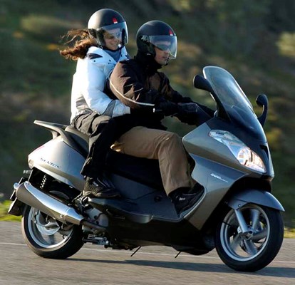 APRILIA ATLANTIC 500 (2002-2006) Review, Specs & Prices
