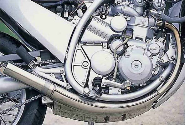 APRILIA MOTO 6.5 (1995-2002) Review | Specs & Prices