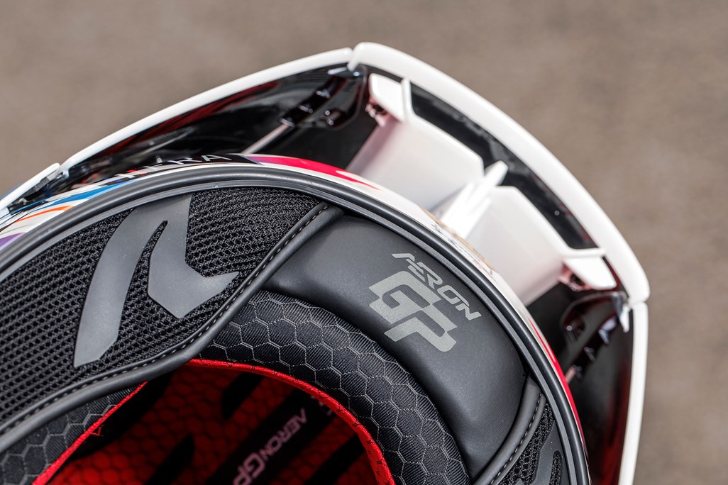 Emma reviews the Shark Aeron GP helmet, it's a head turner
