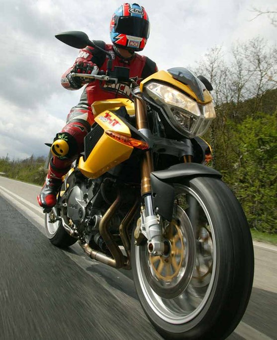 BENELLI TNT 1130 (2004-2018) Review | Speed, Specs & Prices