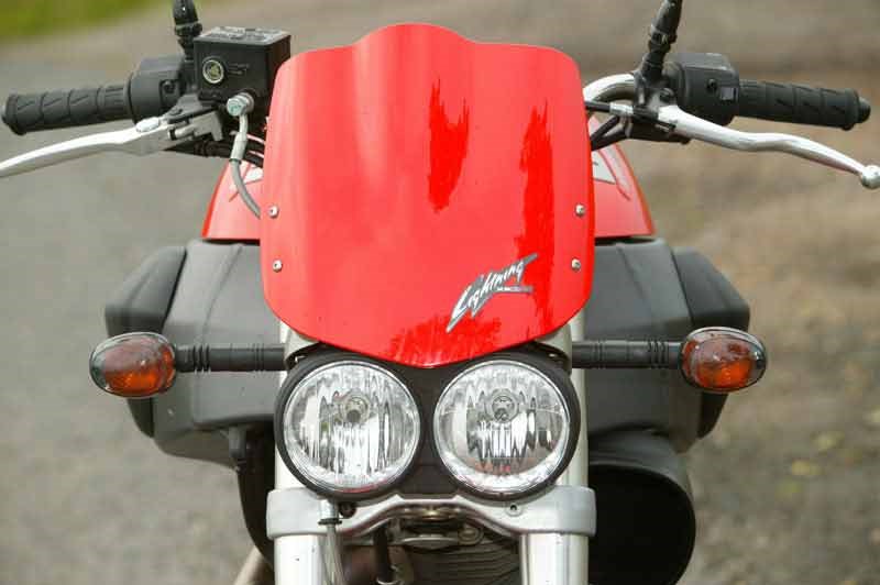 BUELL XB12S LIGHTNING (2003-2009) Motorcycle Review