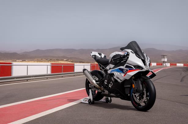 BMW lift the lid on the 2025 S1000RR and M1000RR superbikes