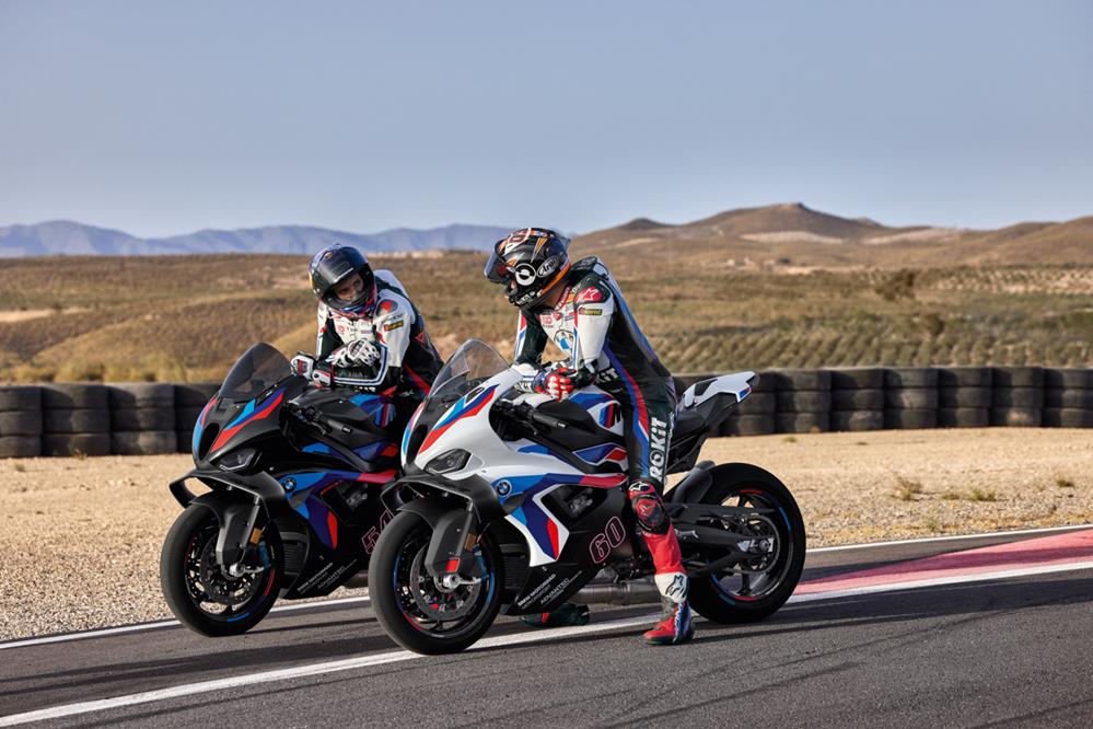BMW lift the lid on the 2025 S1000RR and M1000RR superbikes