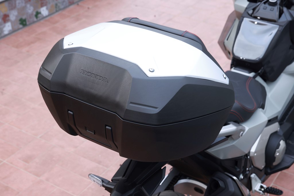 2025-on Honda X-ADV 750 Review | The adventure maxi-scooter