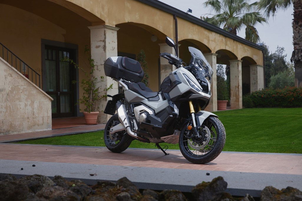 2025-on Honda X-ADV 750 Review | The adventure maxi-scooter