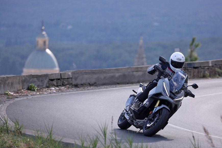 2025-on Honda X-ADV 750 Review | The adventure maxi-scooter