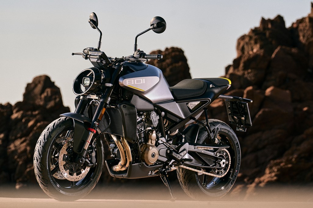 2025-on Husqvarna Vitpilen 801 Review | Funky and feel good