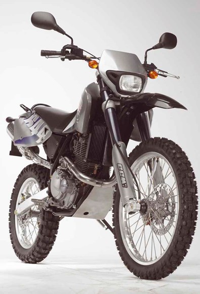CCM 644 DUAL SPORT (2002-on) Review | Specs & Prices