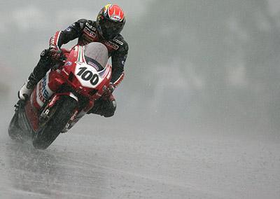 Hodgson's first AMA win
