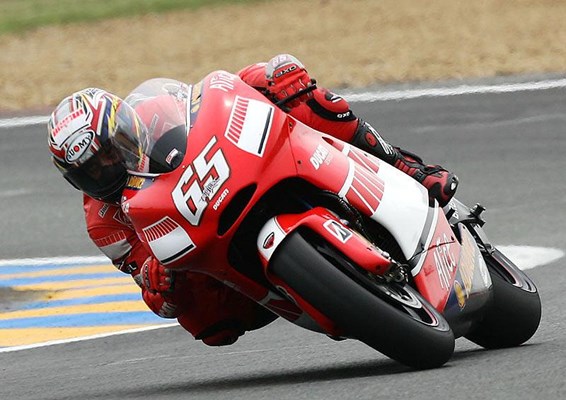 Capirossi tops 1st day