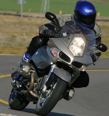 BMW R1200ST (2005-2007) Review | Speed, Specs & Prices