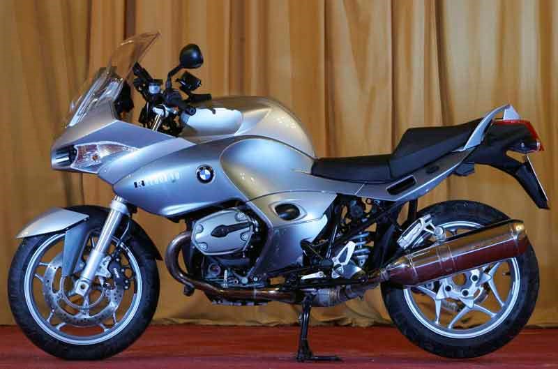 BMW R1200ST (2005-2007) Review | Speed, Specs & Prices