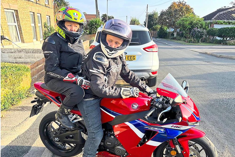 What a Honda CBR600RR is like for a pillion rider