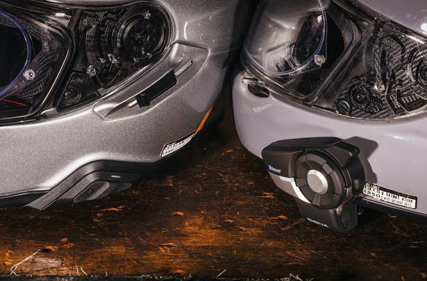 Best Bluetooth motorcycle helmets vs universal intercoms
