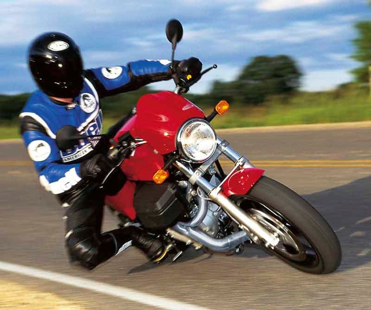 BUELL M2 CYCLONE (1997-2002) Review | Specs & Prices
