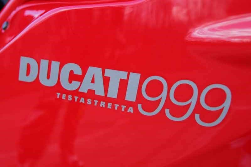 DUCATI 999 (2003-2006) Review | Speed, Specs & Prices