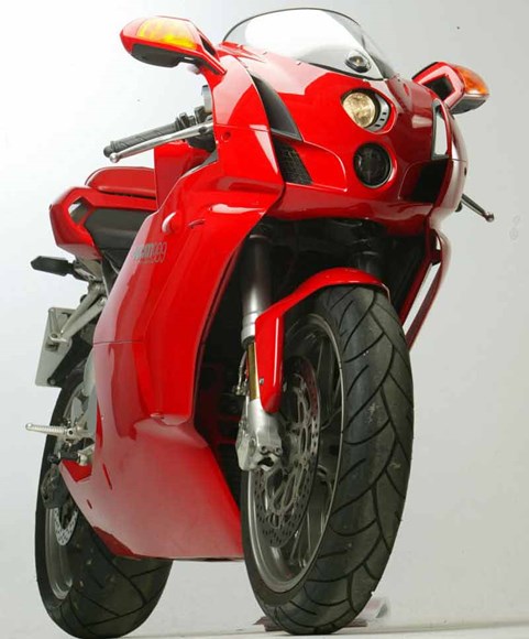 DUCATI 999 (2003-2006) Review | Speed, Specs & Prices