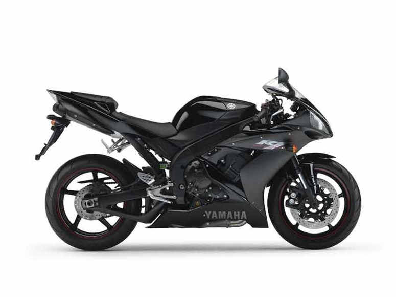 YAMAHA R1 (2004-2006) Review | Speed, Specs & Prices