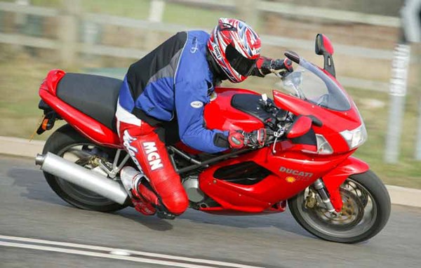 DUCATI ST3 (2003-2007) Review | Speed, Specs & Prices