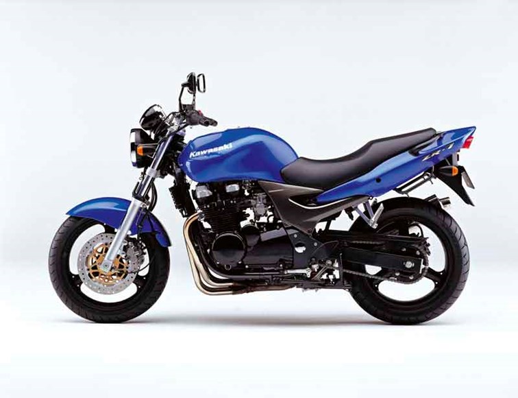 KAWASAKI ZR-7 (1999-2004) Review | Speed, Specs & Prices