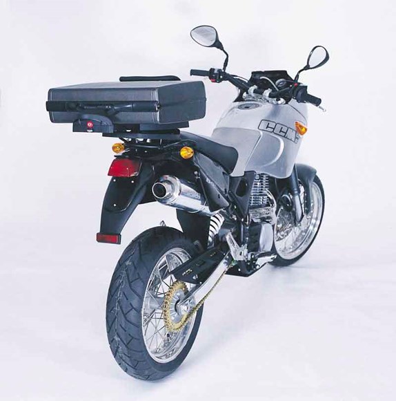 CCM 640RS SUPERMOTO (1999-2000) Review, Specs & Prices