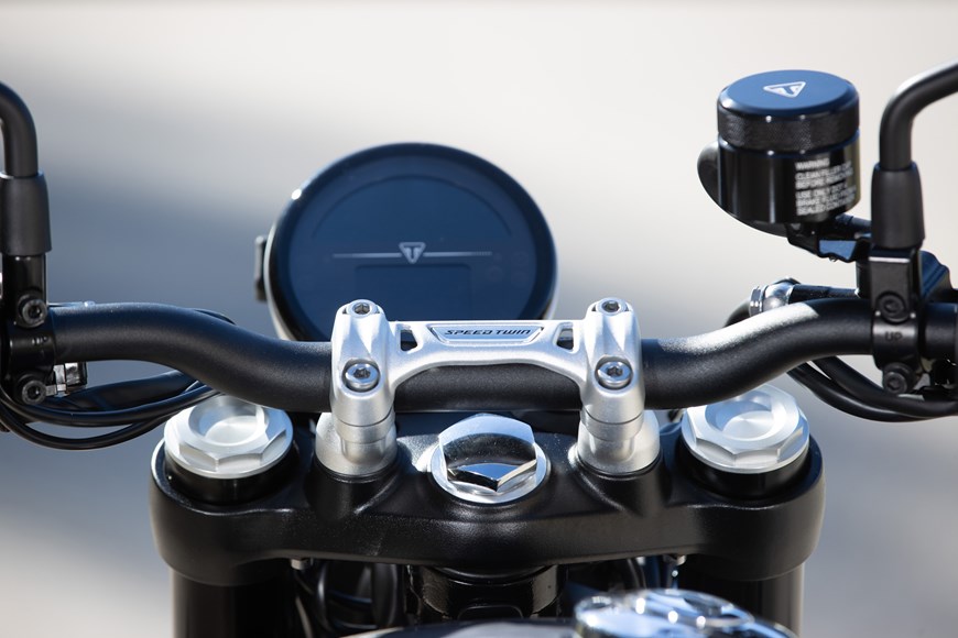 2025-on Triumph Speed Twin 900 review: Same charm, new tech