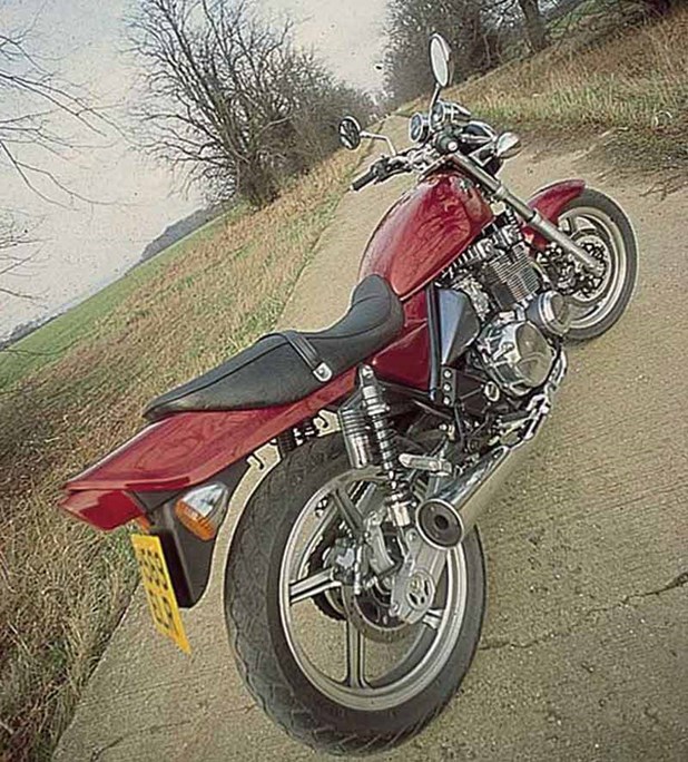 KAWASAKI ZEPHYR 550 (1991-1998) Review, Specs & Prices