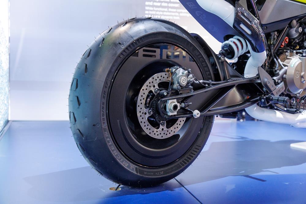 Aero-focussed Husqvarna Vitpilen 801 concept naked teased