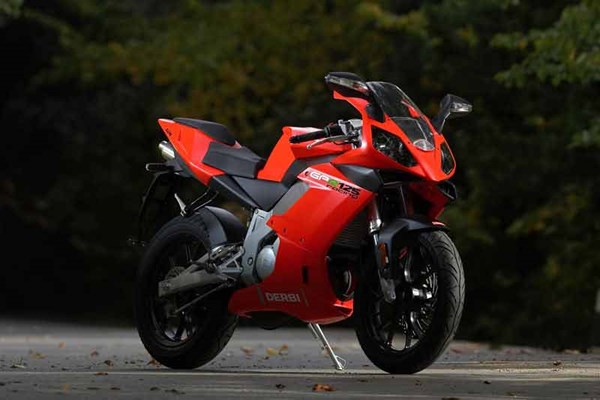 DERBI GPR125 (2005-2009) Review | Speed, Specs & Prices