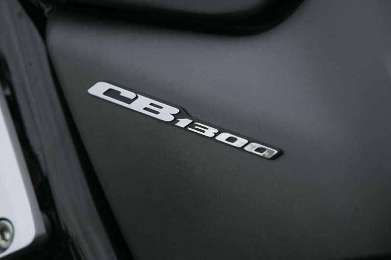 Honda CB1300 S (2005-2013) review | Speed, Specs & Prices