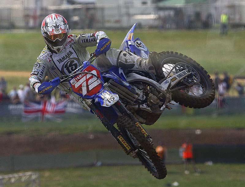 Test off-roaders on track