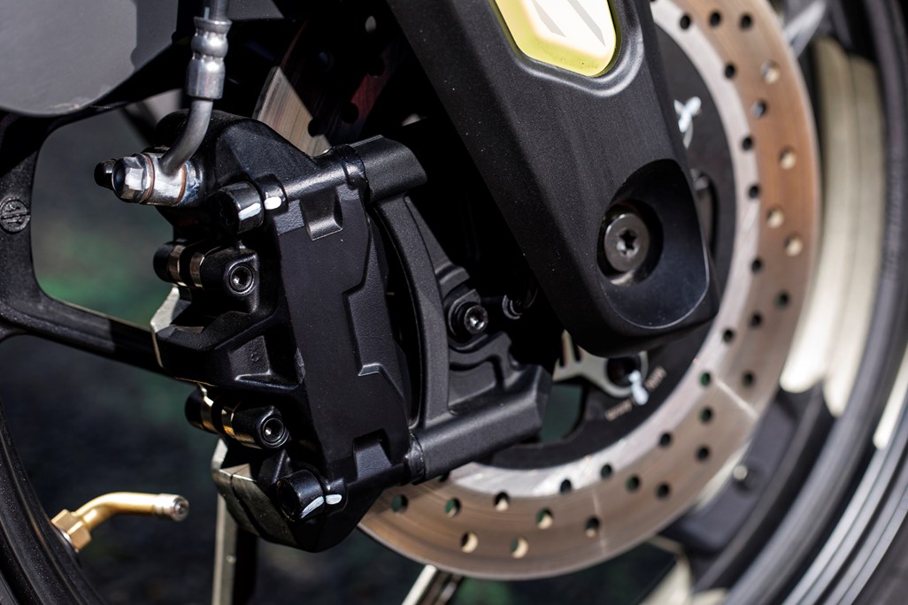 2024-on Naxeon IAM Pro Review: A striking silhouette