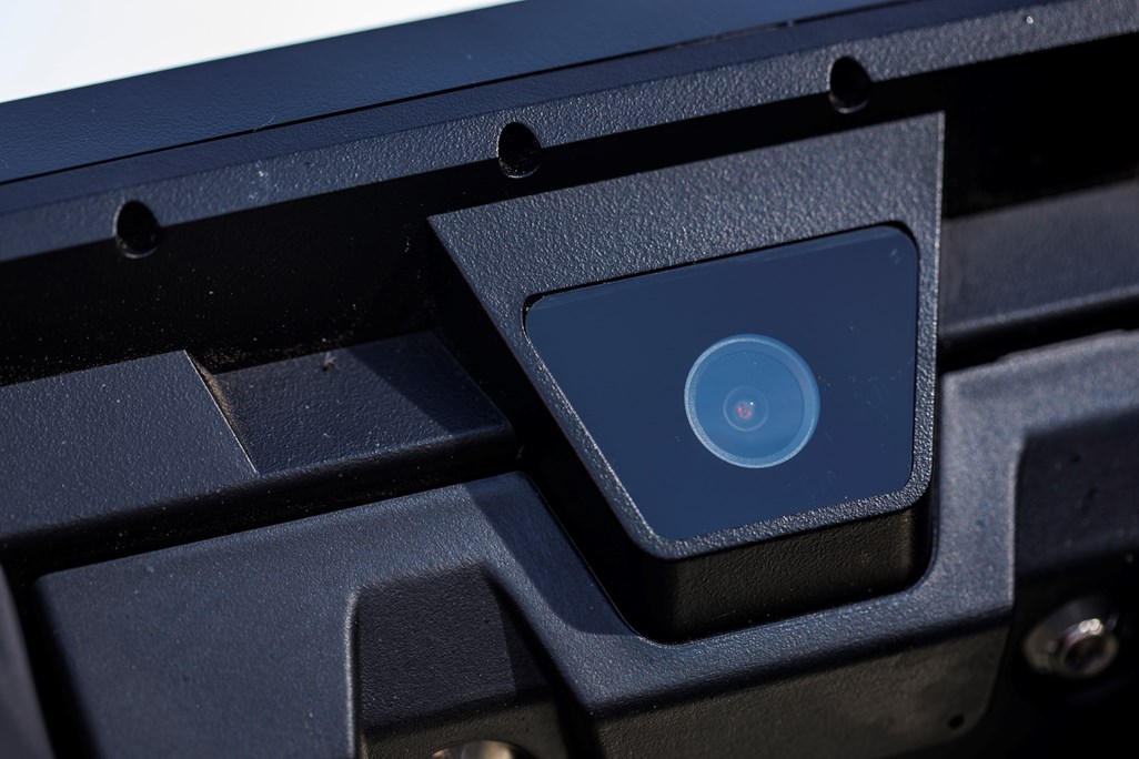 2024-on Naxeon IAM Pro Review: A striking silhouette