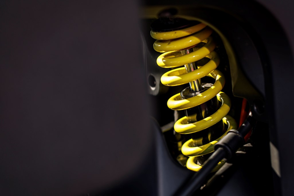 2024-on Naxeon IAM Pro Review: A striking silhouette