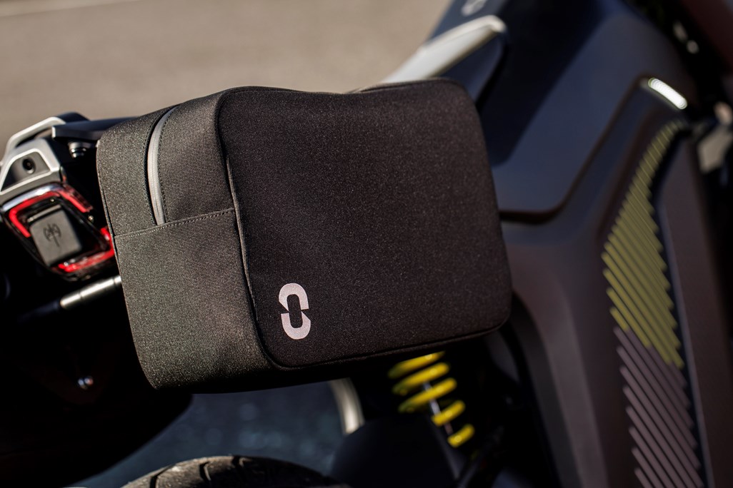 2024-on Naxeon IAM Pro Review: A striking silhouette