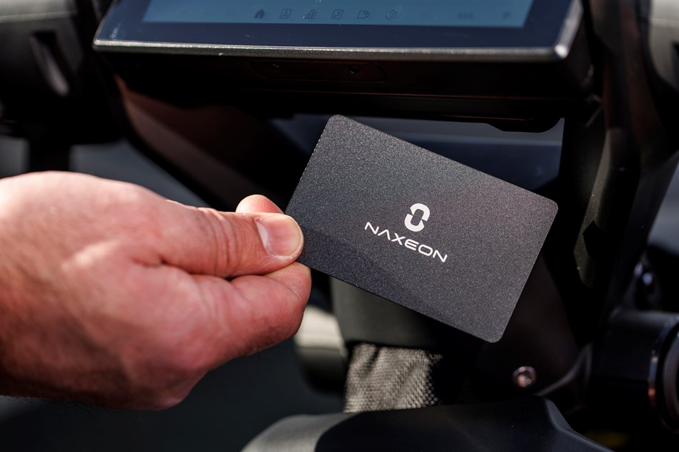 2024-on Naxeon IAM Pro Review: A striking silhouette