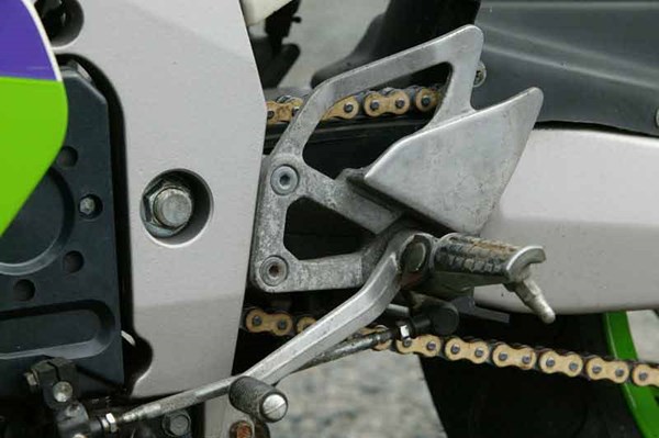 Kawasaki ZXR400 (1995-1998) Review | Specs & Prices