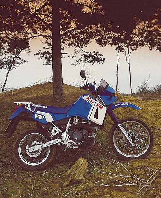KAWASAKI KLR250 (1984-2001) Review | Specs & Prices